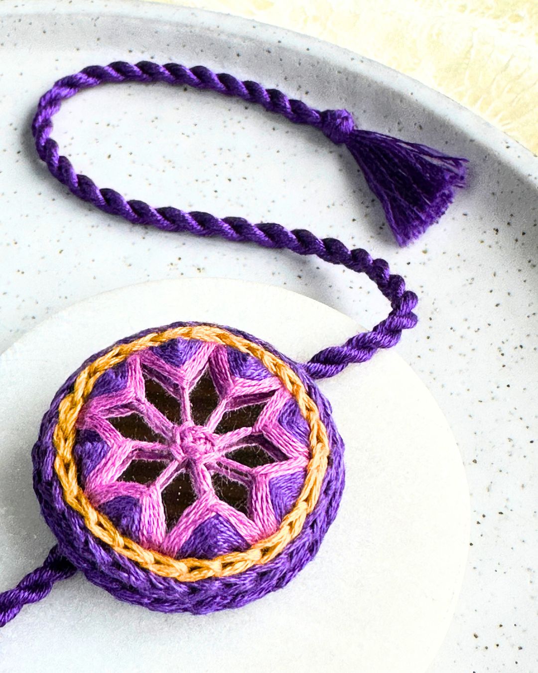 Jaamuni Aaina Rakhi – JAMUNI DESIGN COMPANY